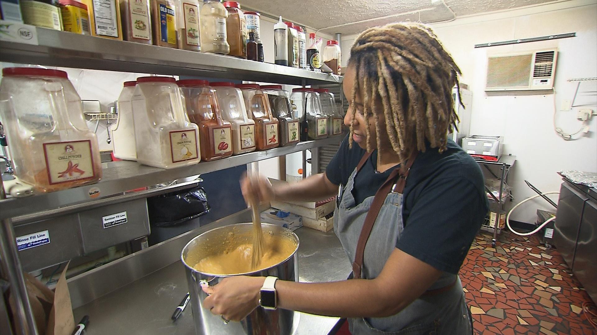 Episode 3325 | Tennessee Crossroads | NPT