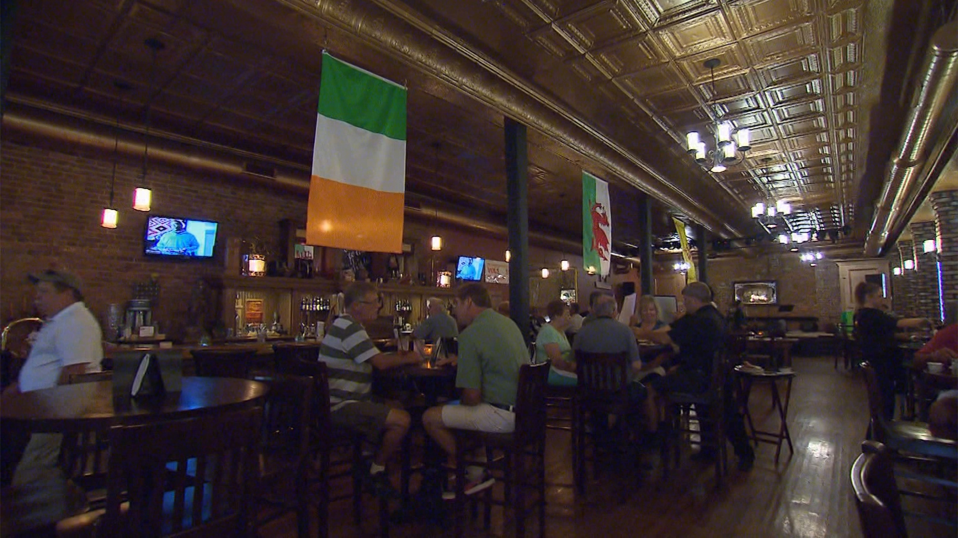 Bull & Thistle Irish Pub | Tennessee Crossroads | NPT