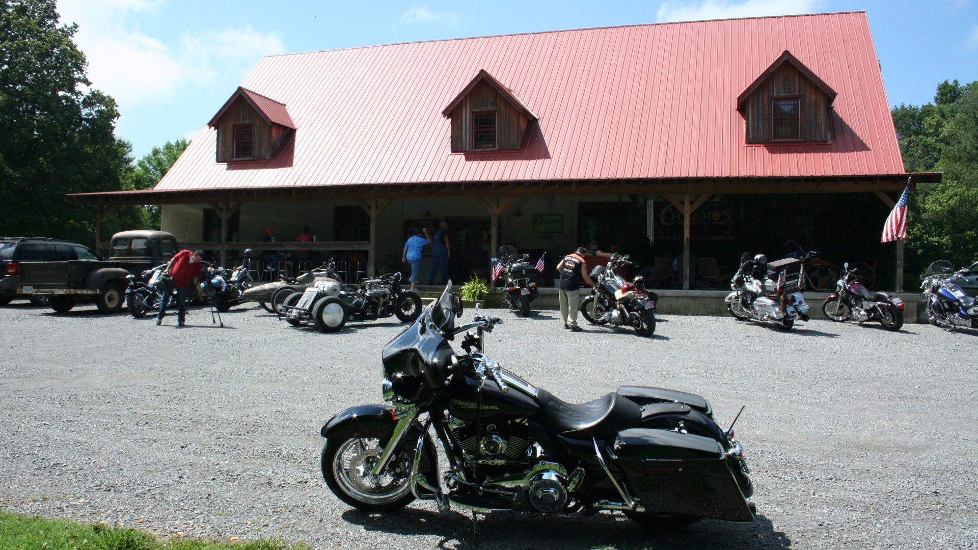 Cyclemo's Motorcycle Museum | Tennessee Crossroads | NPT
