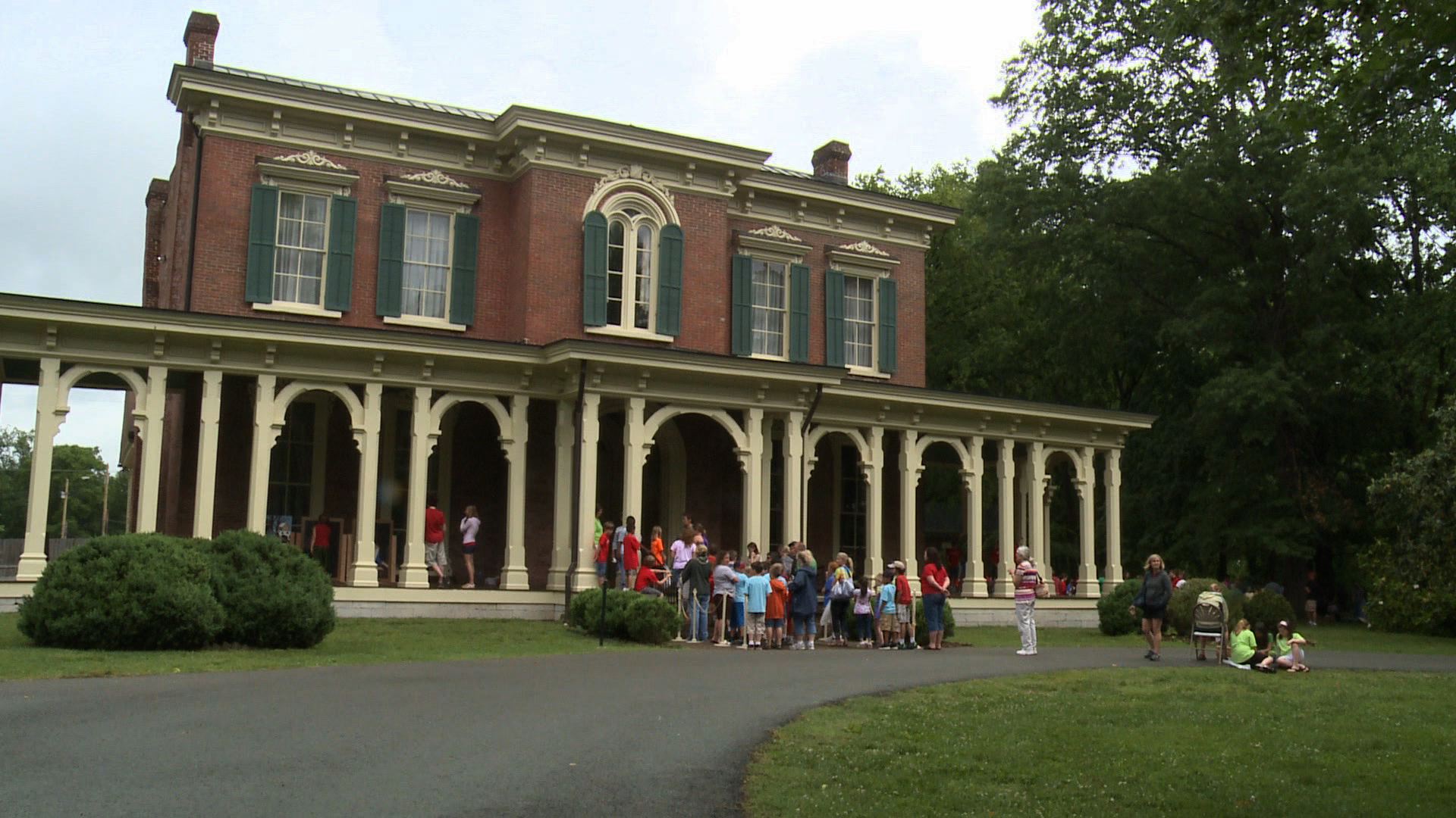 Oaklands Historic House Museum | Tennessee Crossroads | NPT