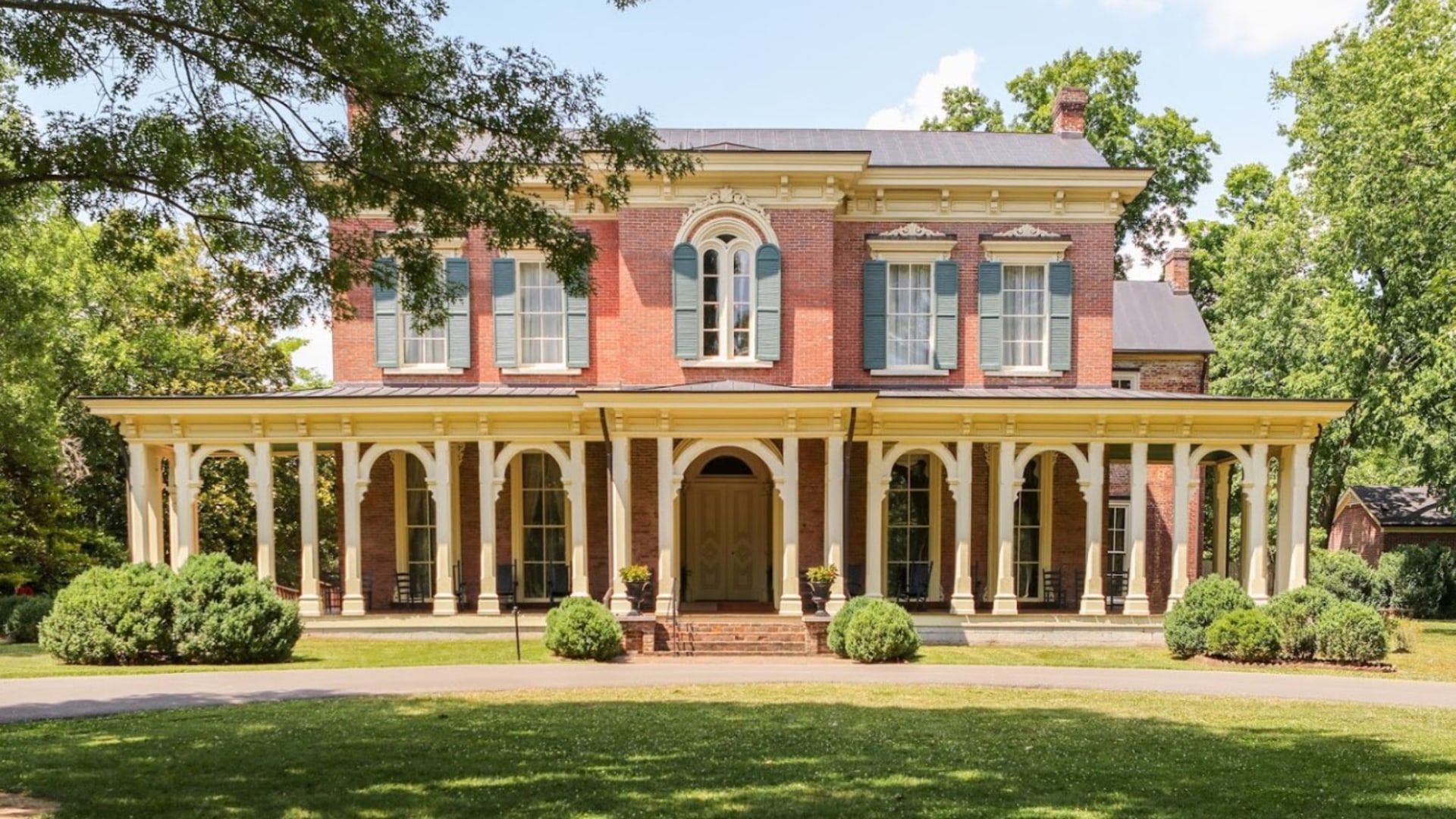 Oaklands Mansion | Tennessee Crossroads | NPT