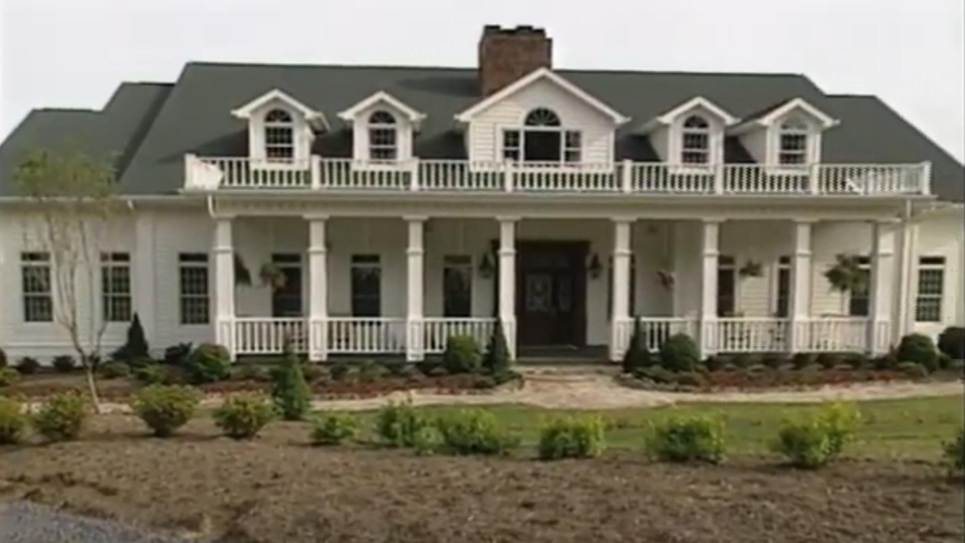 Whitestone Country Inn | Tennessee Crossroads | NPT