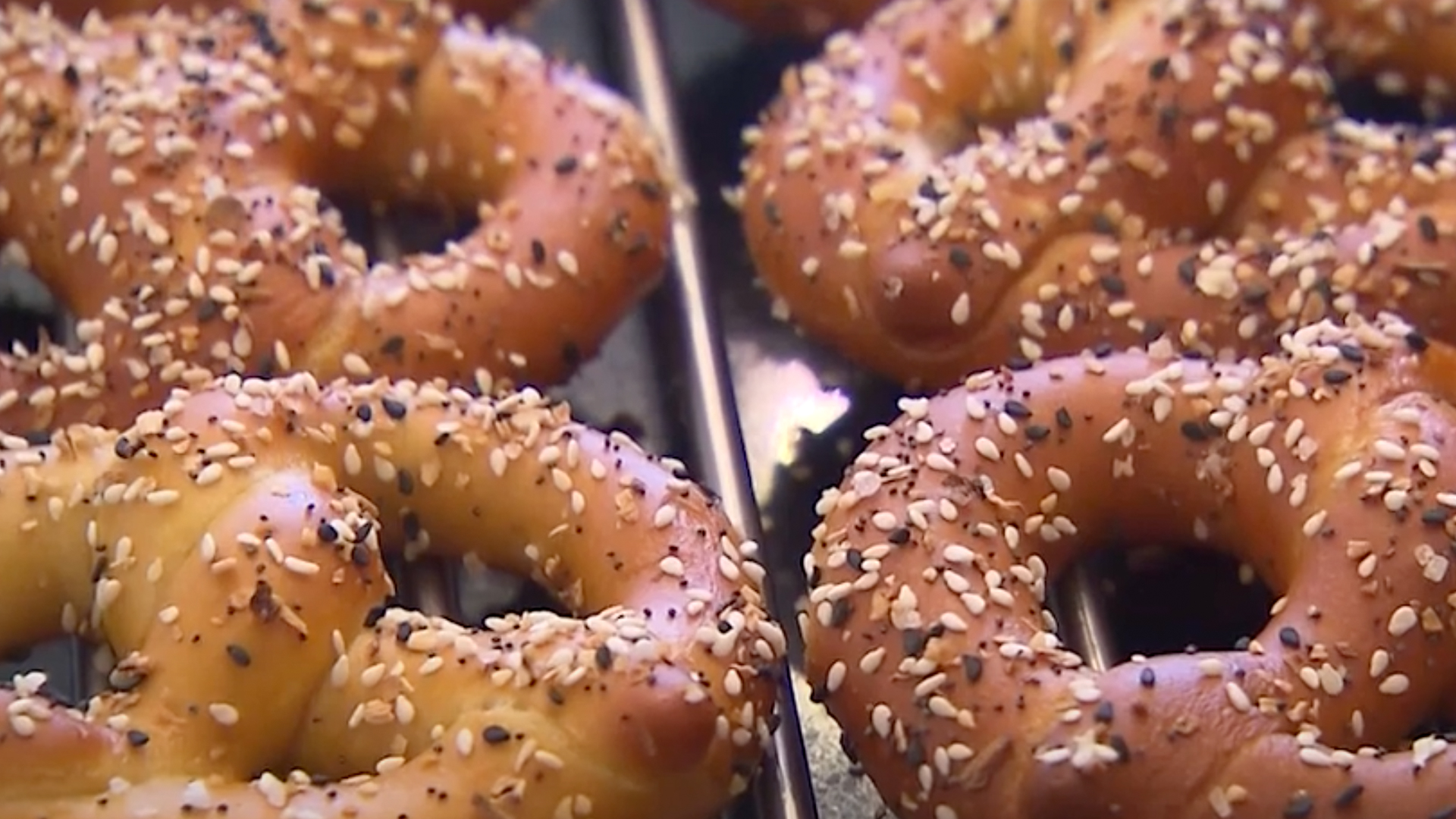 Snow White Drive In | Tennessee Crossroads | NPT