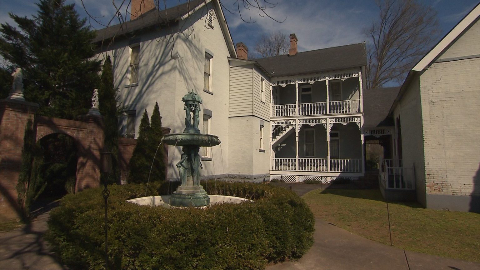 Cumberland Mountain General Store | Tennessee Crossroads | NPT